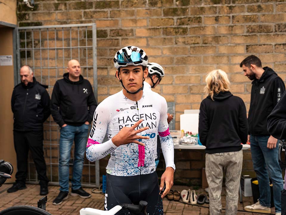 Hagens Berman Axeon | Darren Parham